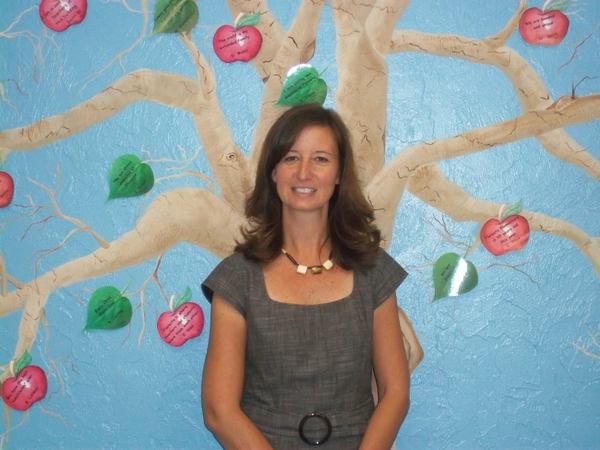 New Westhampton Beach Elementary School Principal Returns Home - 27 East