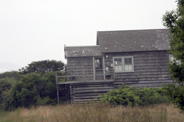 Sagaponack Approves Petrello House But Will Wait For Legal War - 27 East