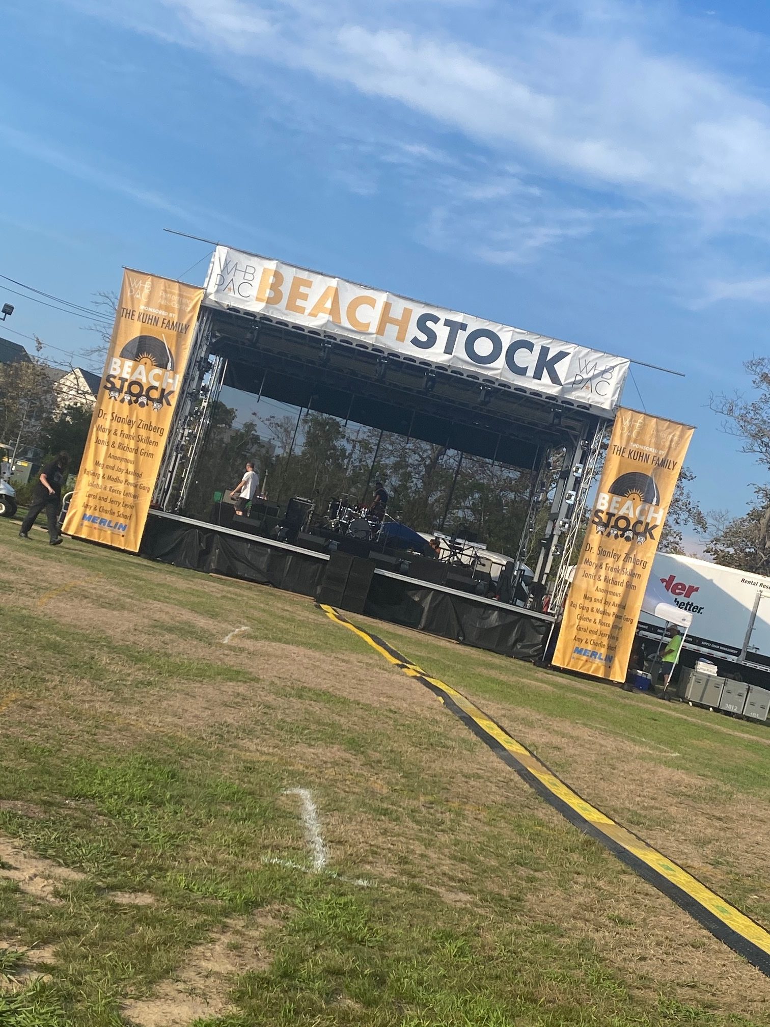 WHBPAC Earns Kudos From Governor Cuomo For Its Drive-In Concert - 27 East