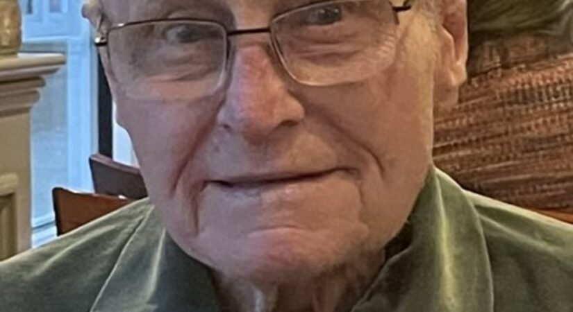 Lawrence Joseph Kuhn of Hampton Bays Dies May 14 - 27 East