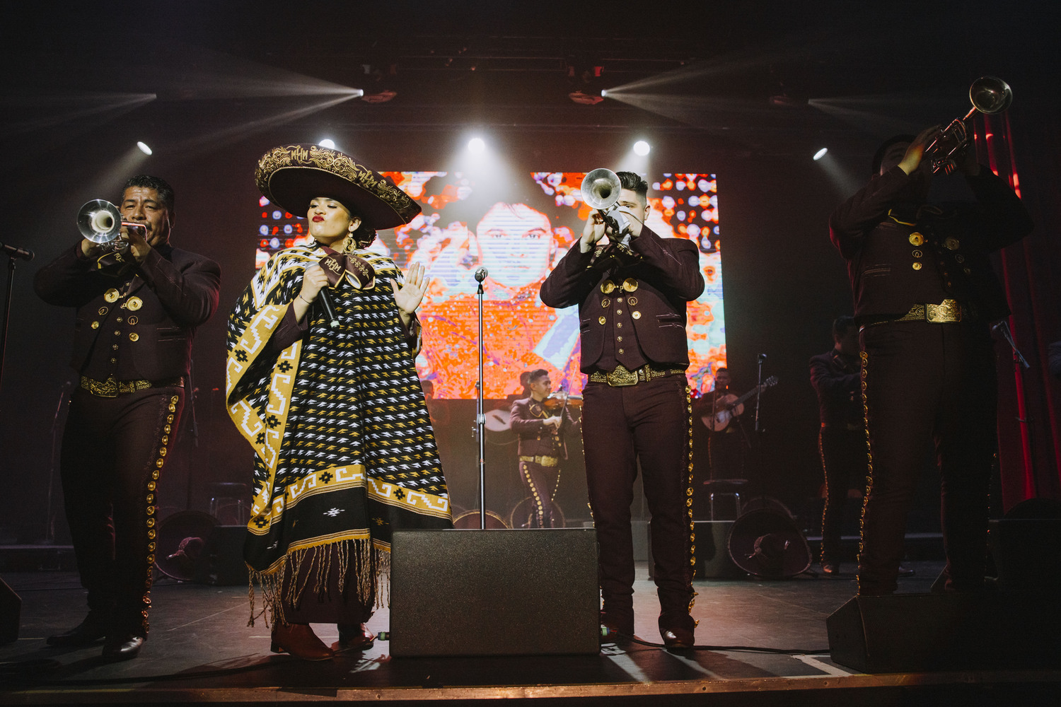 Mariachi Herencia de México Bring World-Class Mexican Folk Music to ...