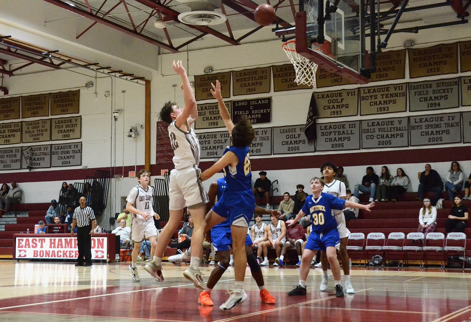 Bonackers Win Host Kendall Madison Tip-Off Classic for the First Time ...